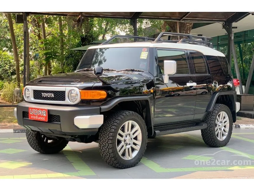 2012 Toyota FJ CRUISER 4.0 (ปี 07-22) 4x4 Wagon มือสอง One2car