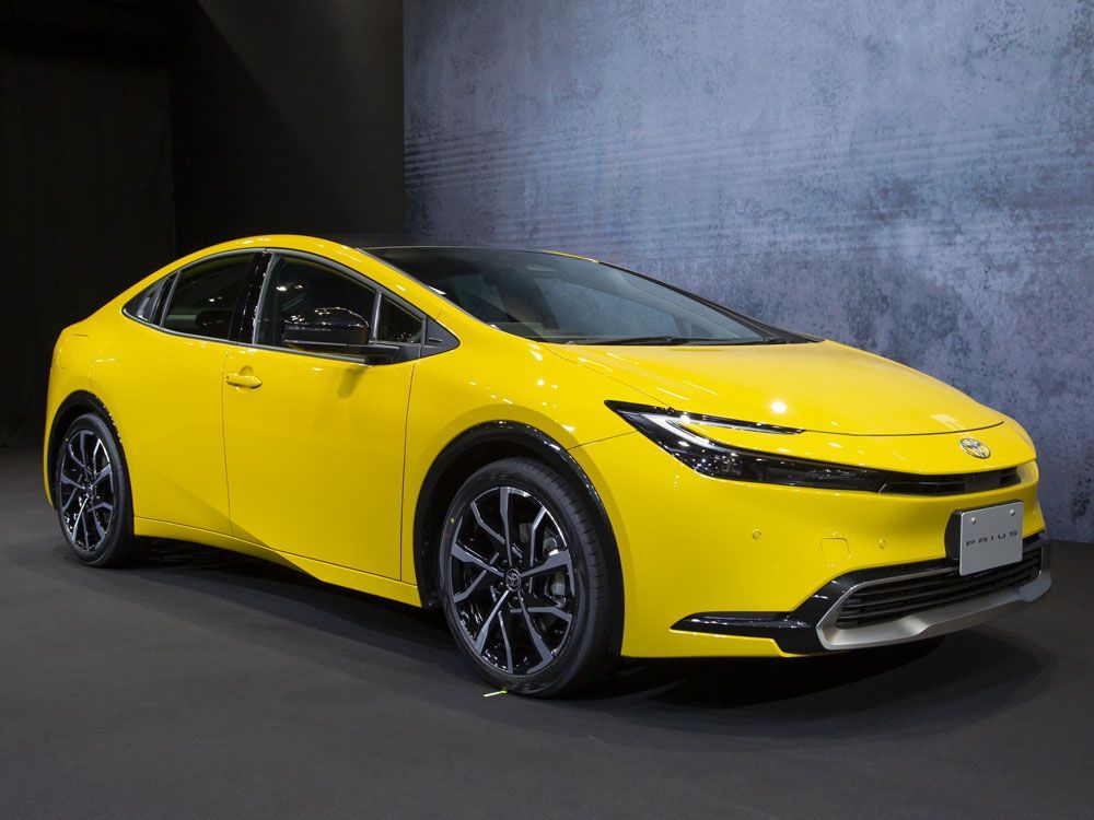 Tampilan Toyota Prius Generasi Terbaru! Keren, Enggak? - Berita ...