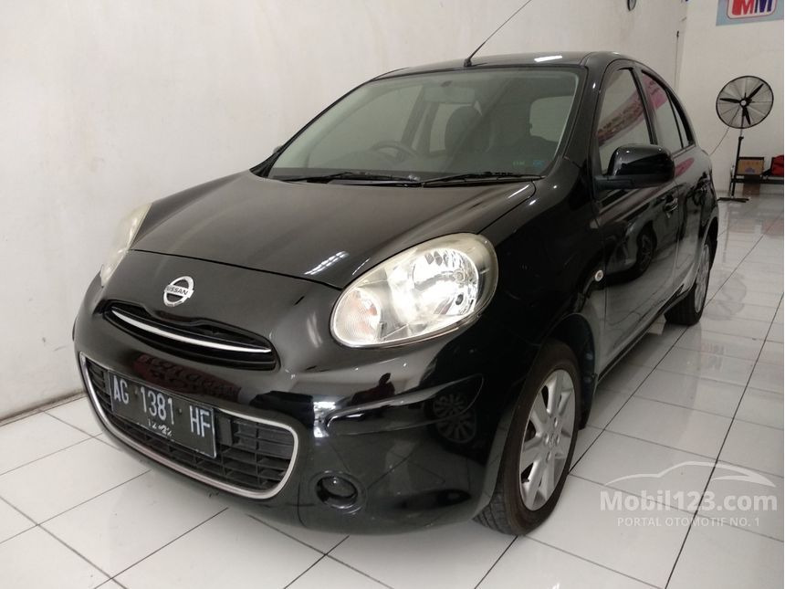 Jual Mobil Nissan March 2010 1.2L 1.2 di Jawa Timur Automatic Hatchback ...
