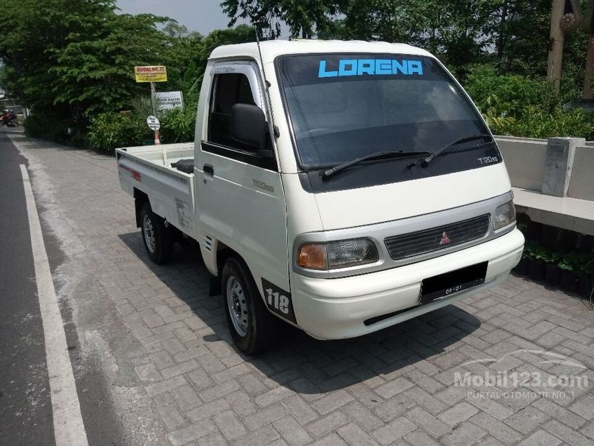 Jual Mobil Mitsubishi Colt T120SS 2001 Standard 1.3 di Jawa Timur ...