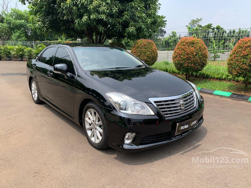 Jual Mobil Toyota Crown 2012 Royal Saloon 3.0 di DKI Jakarta Automatic ...