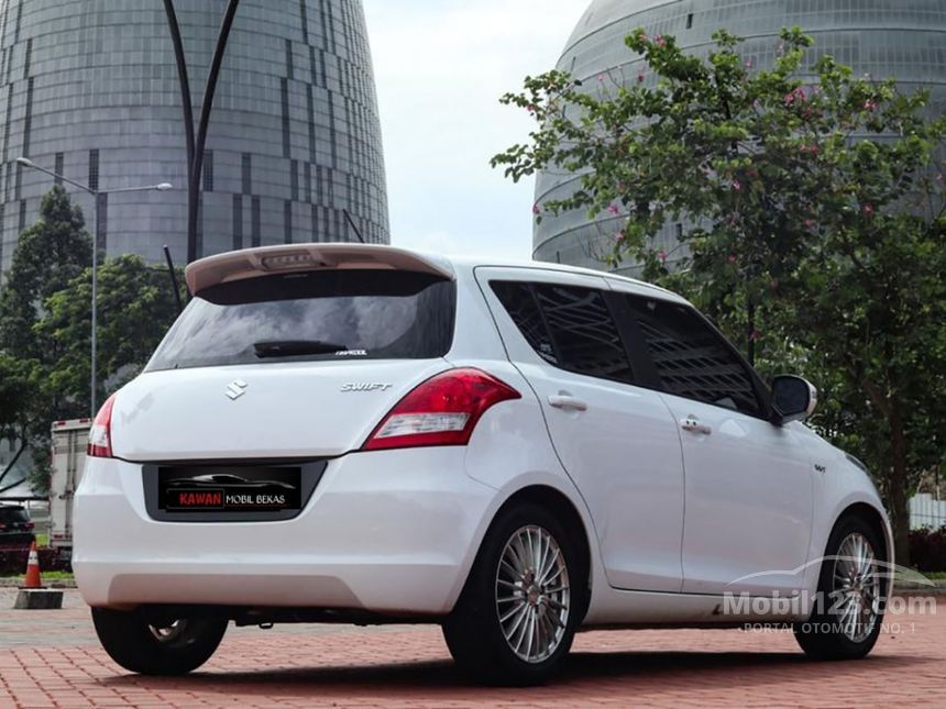Jual Mobil Suzuki Swift 2015 GS 1.4 di DKI Jakarta Automatic Hatchback ...