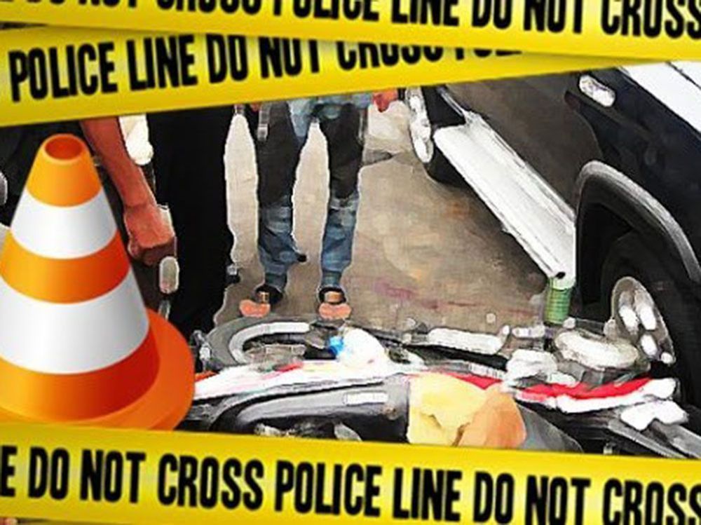 Gagal Menyalip, Dua Emak-emak Nyaris Terjepit Truk - Berita Otomotif ...