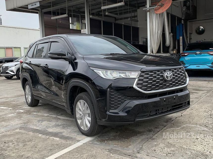 Spesifikasi dan Harga Toyota Kijang Innova Zenix Terbaru, Mulai Rp430 ...