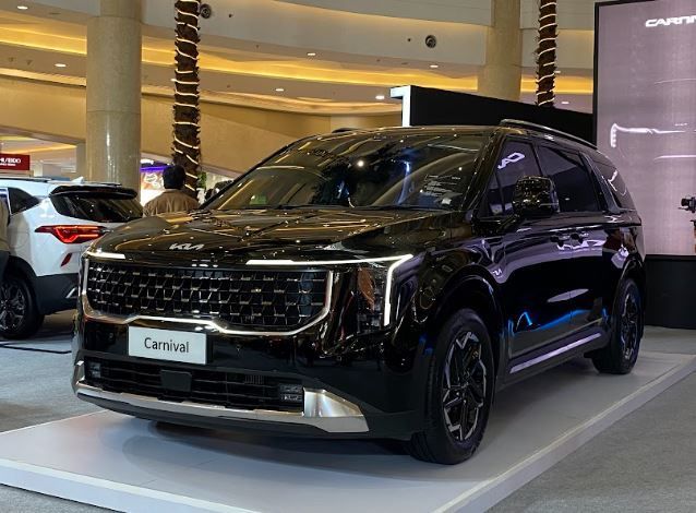 Spesifikasi, Fitur, dan Harga Kia Carnival Facelift, MPV Mewah Muat 11 Penumpang - Panduan ...