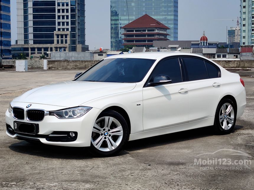 Jual Mobil BMW 320d 2015 Sport 2.0 di DKI Jakarta Automatic Sedan Putih ...