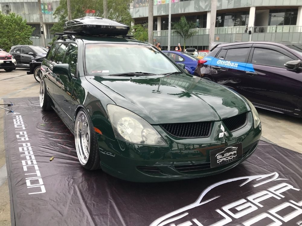 Modifikasi Simpel Mitsubishi Magna ES Station Wagon Berkelir British ...