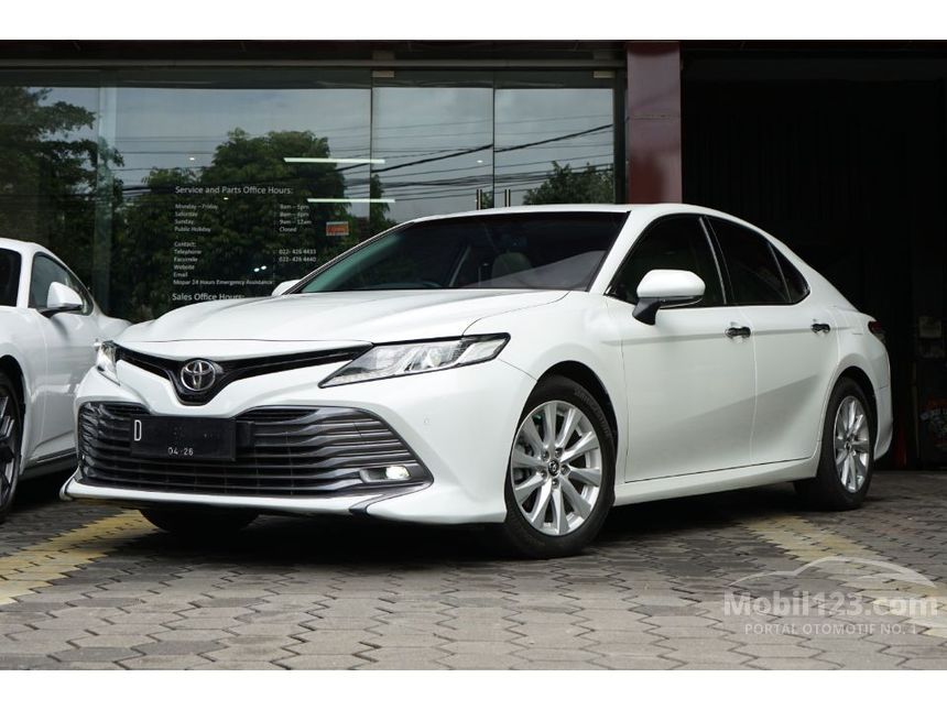 Jual Mobil Toyota Camry 2019 V 2.5 di Jawa Barat Automatic Sedan Putih ...