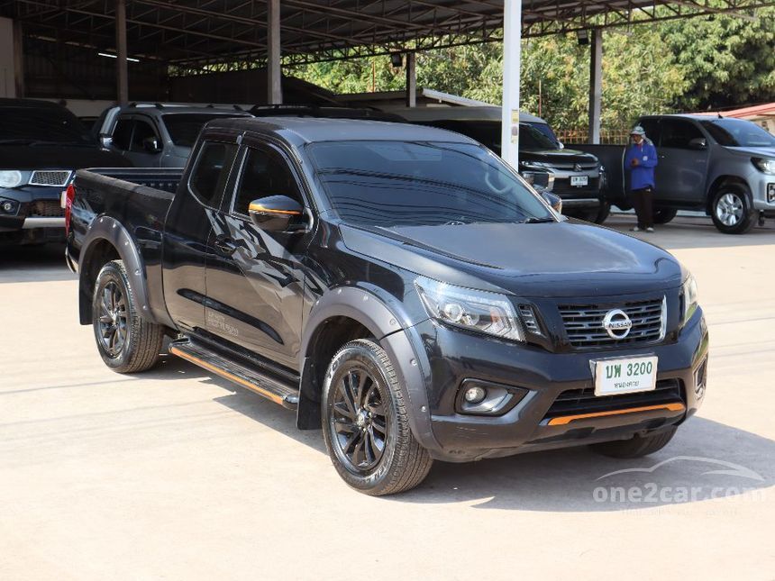 2020 Nissan NP 300 Navara 2.5 KING CAB Calibre E Black Edition Pickup ...