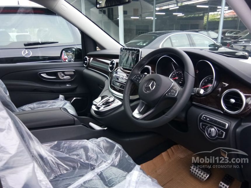 Jual Mobil Mercedes-Benz V260 2018 Avantgarde 2.0 di DKI Jakarta Automatic Van Wagon Hitam Rp 1 ...