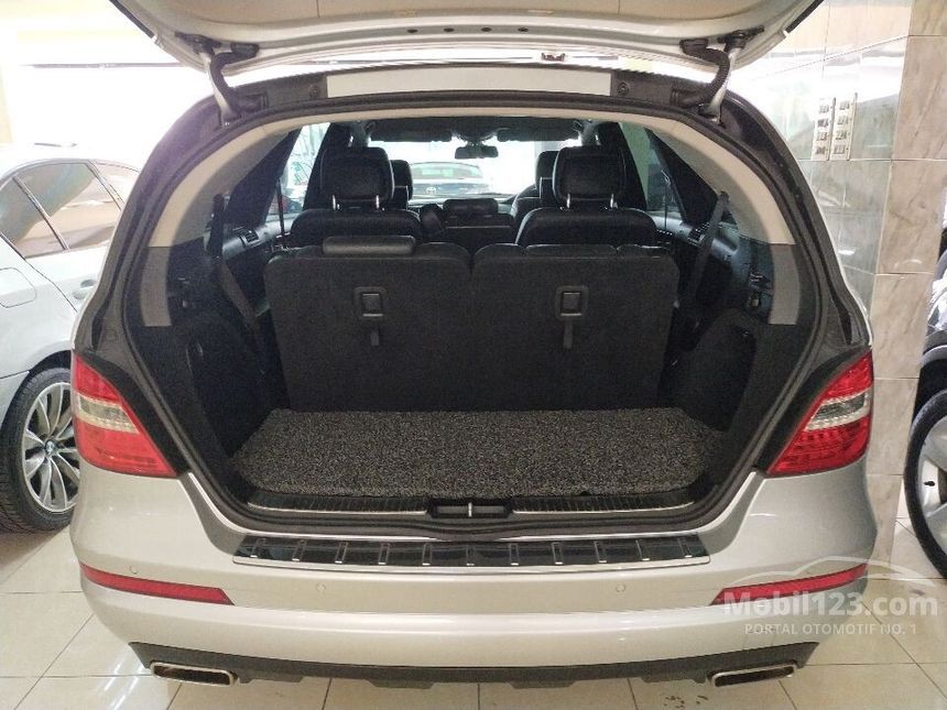 Jual Mobil Mercedes-Benz R300 L 2010 Family 3.0 di Jawa Barat Automatic ...