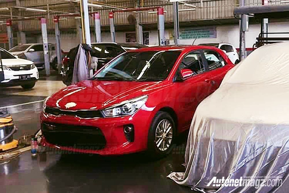2017 Kia Rio Spied In Indonesia, Launch Imminent - Auto News | Carlist.my