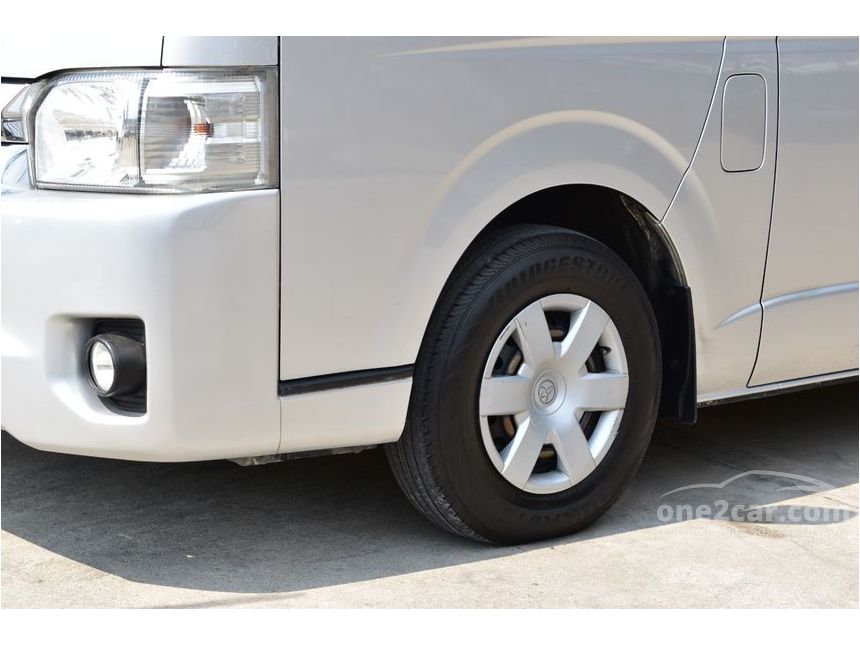 Toyota Hiace 2014 D4D 3.0 in กรุงเทพและปริมณฑล Manual Van สีเงิน for ...