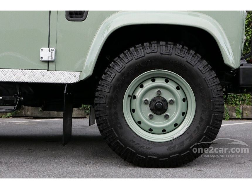 2019 Land Rover Defender 2.2 (ปี 95-15) Heritage Edition 4WD SUV มือสอง One2car