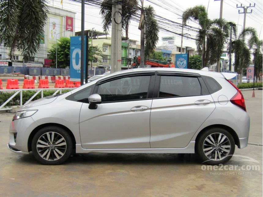 Honda Jazz 2016 SV i-VTEC 1.5 in กรุงเทพและปริมณฑล Automatic Hatchback ...