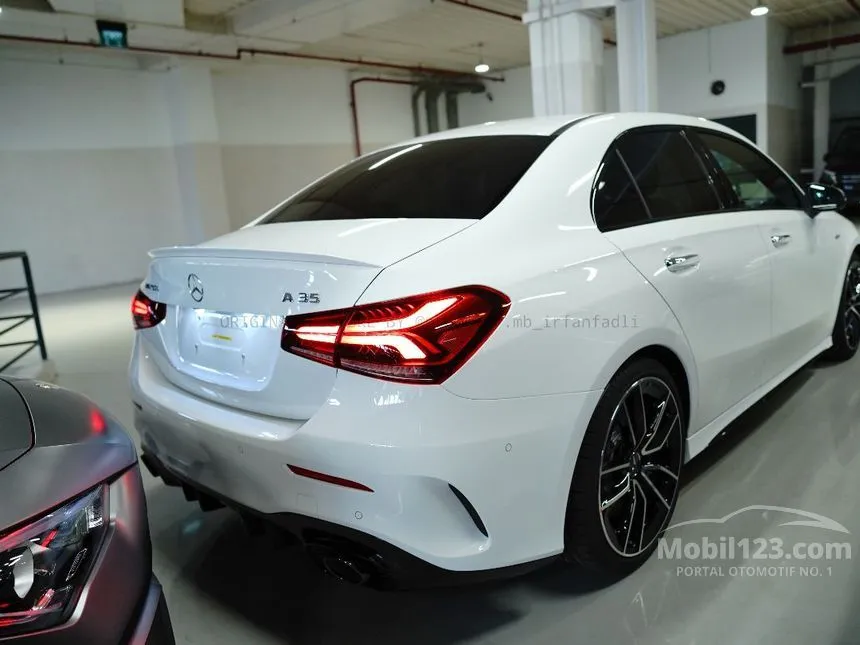 Jual Mobil Mercedes-Benz A35 AMG 2022 4MATIC 2.0 di DKI Jakarta Automatic Sedan Putih Rp 1.080 ...