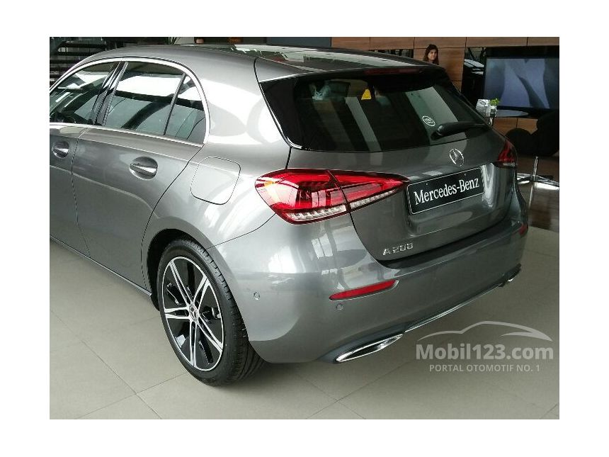 Jual Mobil Mercedes-Benz A200 2018 Progressive Line 1.3 di DKI Jakarta ...