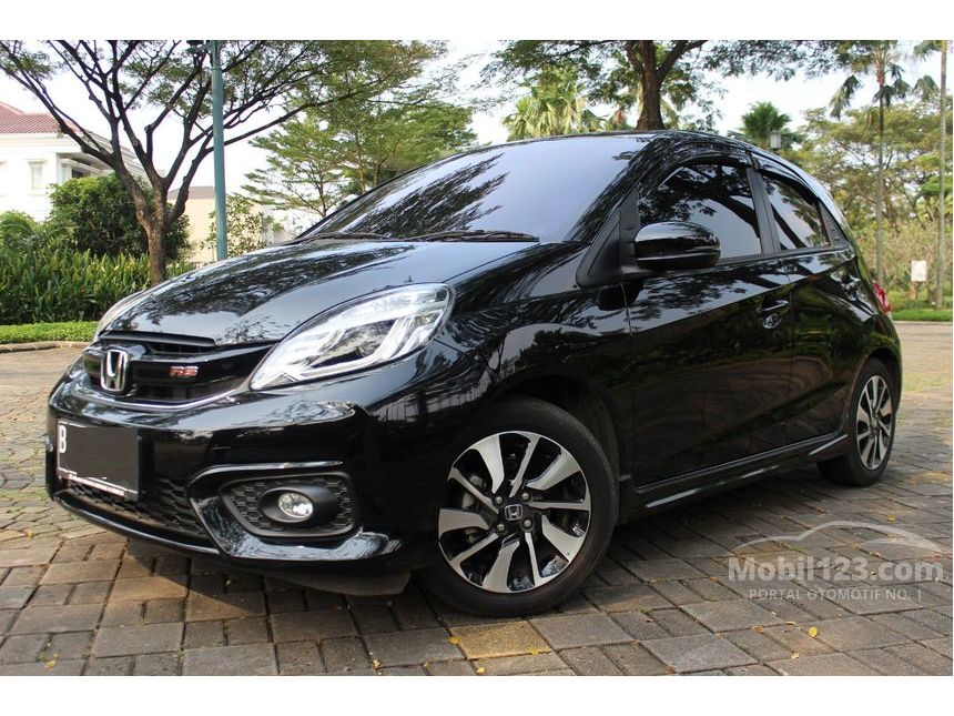 Jual Mobil Honda Brio 2017 RS 1.2 di Banten Automatic Hatchback Hitam ...