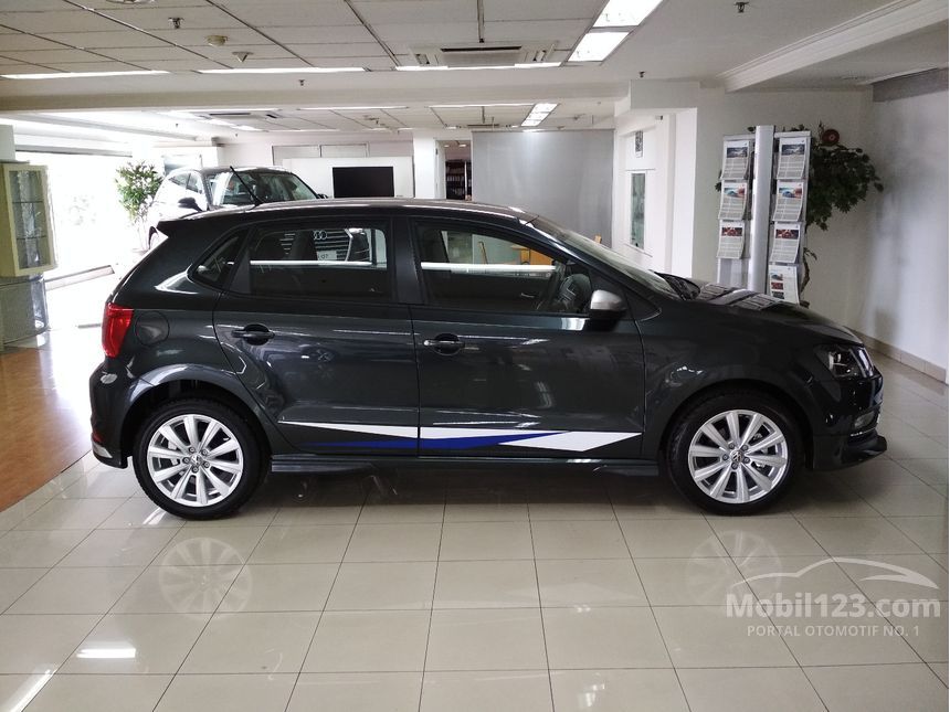 Jual Mobil Volkswagen Polo 2017 Comfortline TSI 1.2 di DKI Jakarta ...