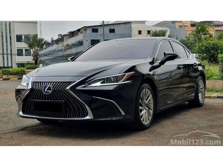 Jual Mobil Lexus ES300h 2020 Ultra Luxury 2.5 di DKI Jakarta Automatic Sedan Hitam Rp 975.000. ...