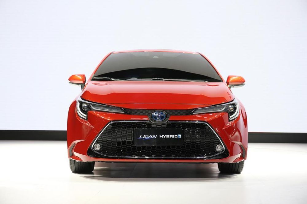 All-New Toyota Corolla Altis And Avanza Facelift To Debut In Indonesia ...