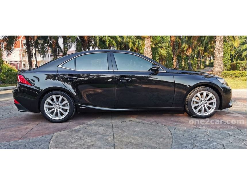 2014 Lexus IS300h 2.5 (ปี 12-16) Luxury Sedan AT for sale on One2car
