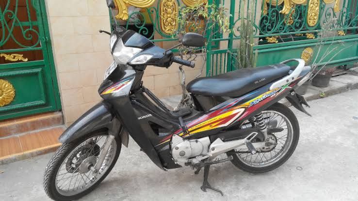 Kelebihan dan Kekurangan Honda Karisma 125, Pelopor Bebek Bermesin ...