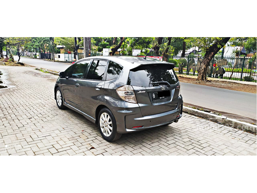 Jual Mobil Honda Jazz 2013 RS 1.5 di DKI Jakarta Automatic Hatchback ...