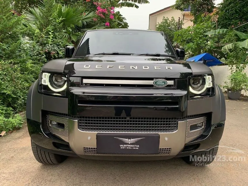 Jual Mobil Land Rover Defender 2022 110 P300 SE 2.0 di DKI Jakarta ...