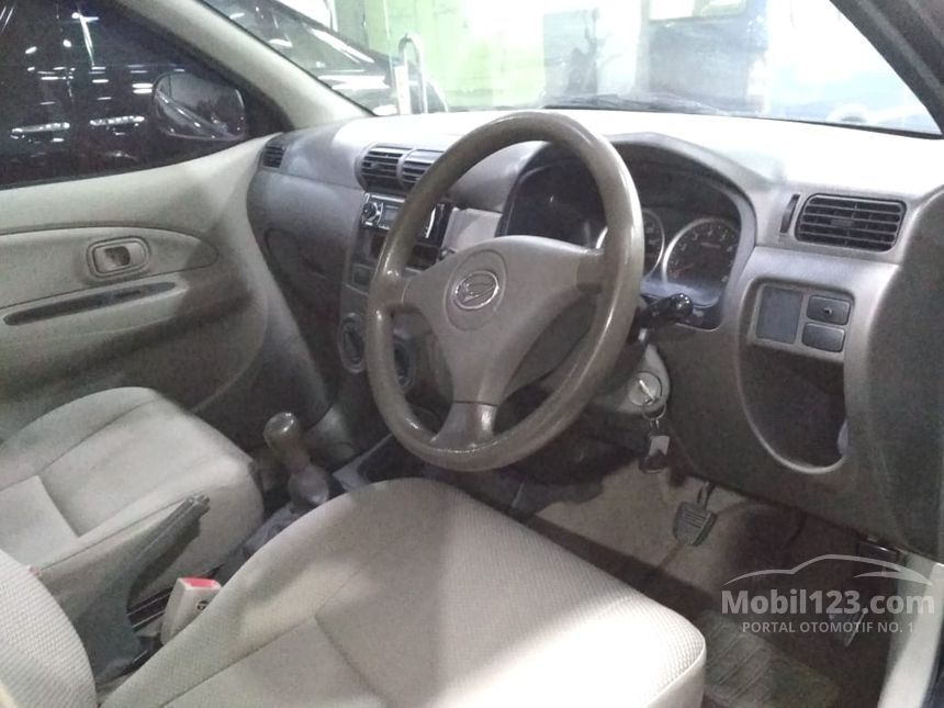 Jual Mobil Daihatsu Xenia 2010 Li DELUXE 1.0 di DKI Jakarta Manual MPV ...