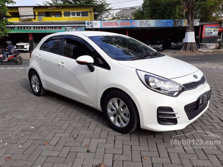 Jual Mobil KIA Rio 2016 UB 1.4 di Yogyakarta Manual Hatchback Putih Rp ...