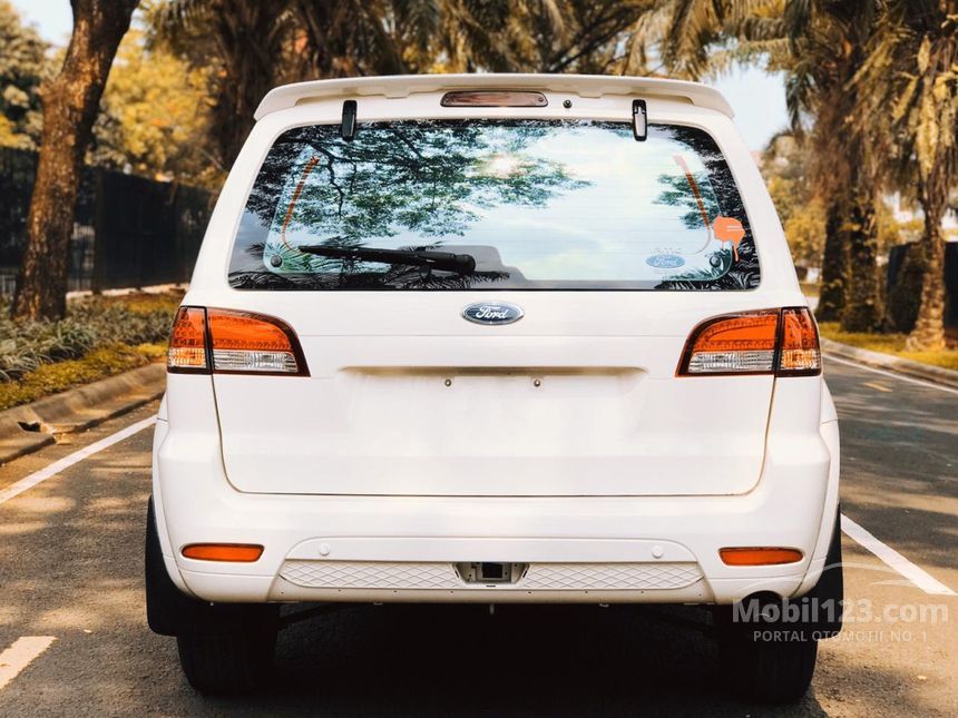 Jual Mobil Ford Escape 2010 XLT 4x2 2.3 di Banten Automatic SUV Putih ...