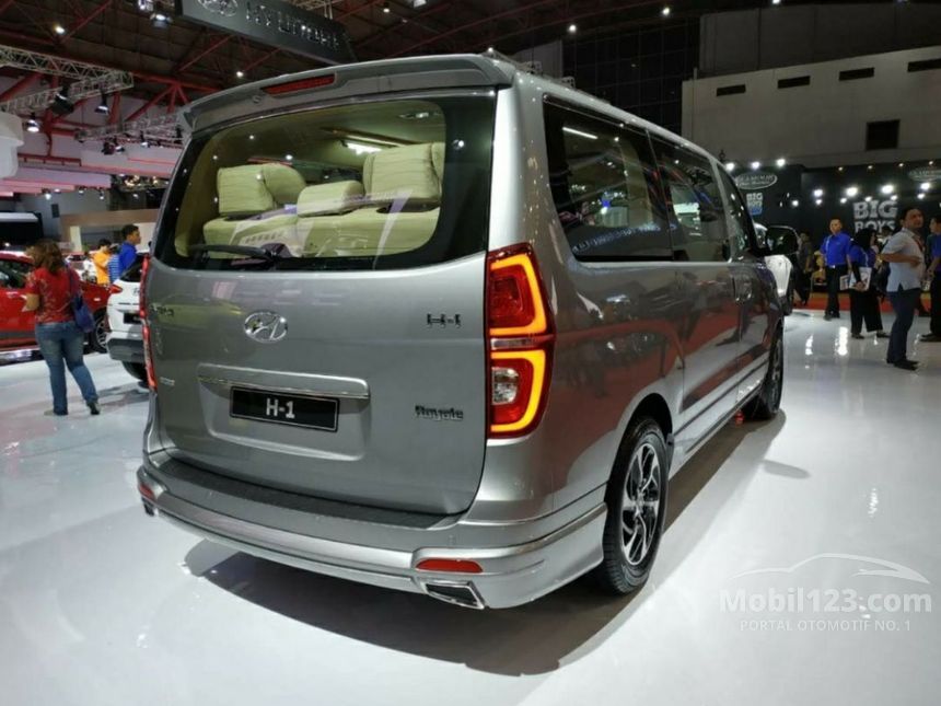 Jual Mobil Hyundai H-1 2021 Royale Limited 2.5 di DKI Jakarta Automatic ...