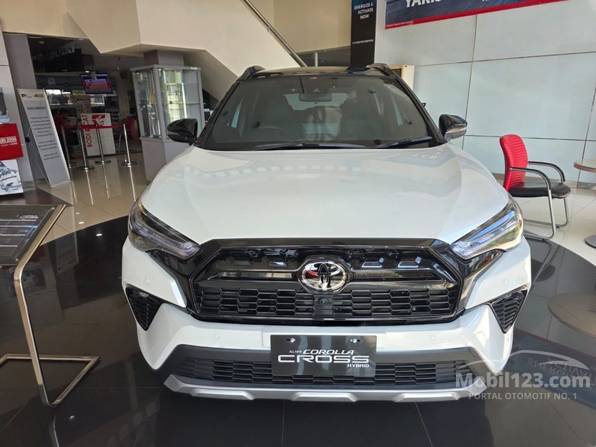 Jual Mobil Toyota Corolla Cross 2025 Hybrid GR Sport (Dual Tone) 1.8 di ...