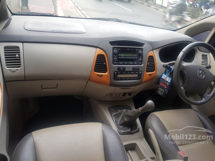 Jual Mobil Toyota Kijang Innova 2010 V 2.0 di DKI Jakarta Manual MPV ...
