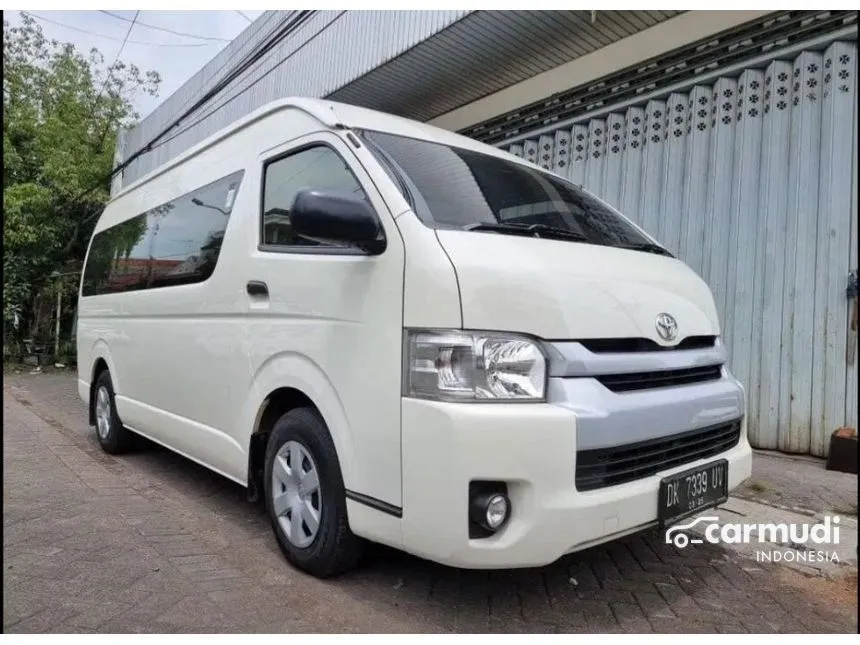 Jual Mobil Toyota Hiace 2020 High Grade Commuter 2.5 di Jawa Timur ...