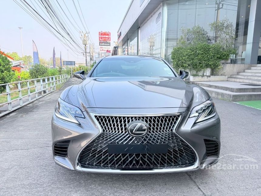 2018 Lexus LS500 3.4 (ปี 17-26) Executive Sedan for sale on One2car