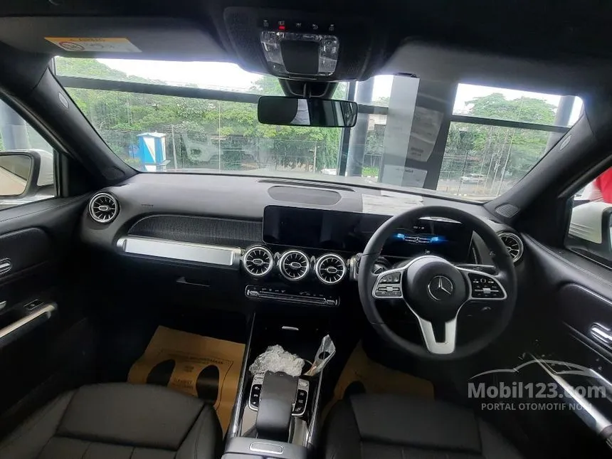 Jual Mobil Mercedes-Benz GLB200 2022 Progressive Line 1.3 di DKI ...
