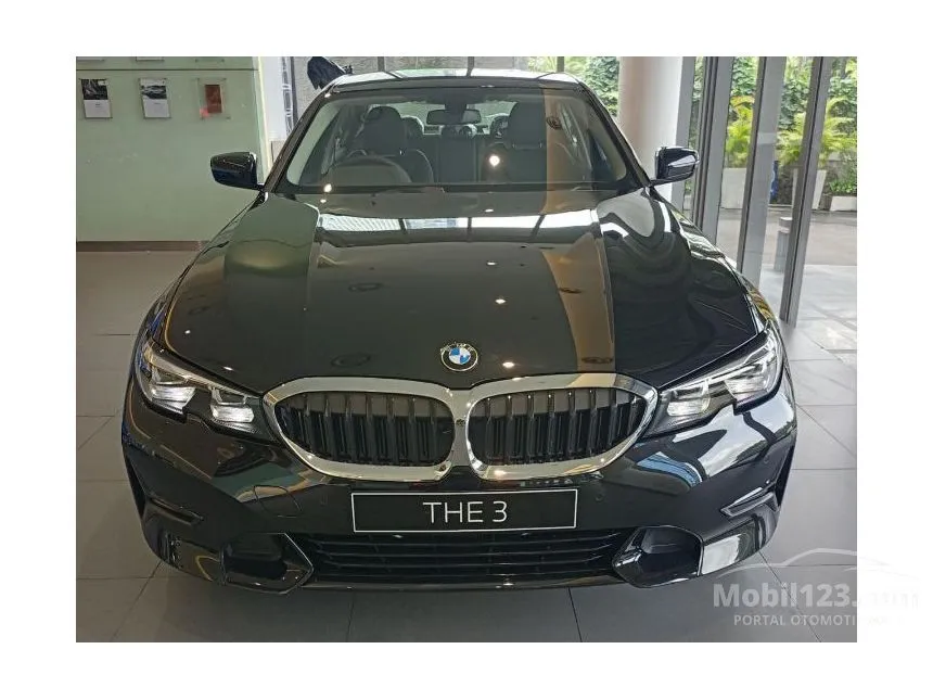 Jual Mobil BMW 320i 2022 Dynamic 2.0 di DKI Jakarta Automatic Sedan ...