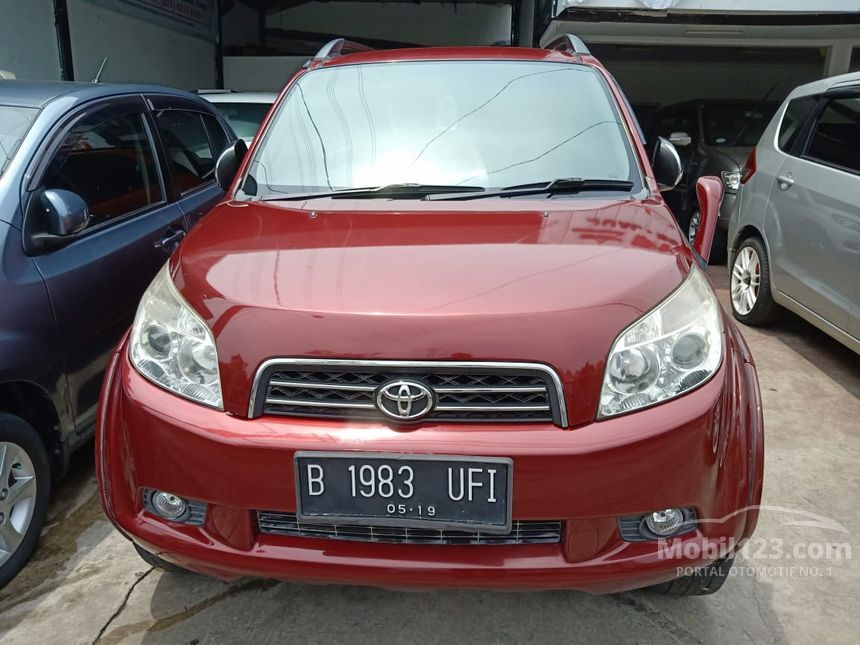Jual Mobil Toyota Rush 2009 S 1.5 di Jawa Barat Automatic SUV Merah Rp ...