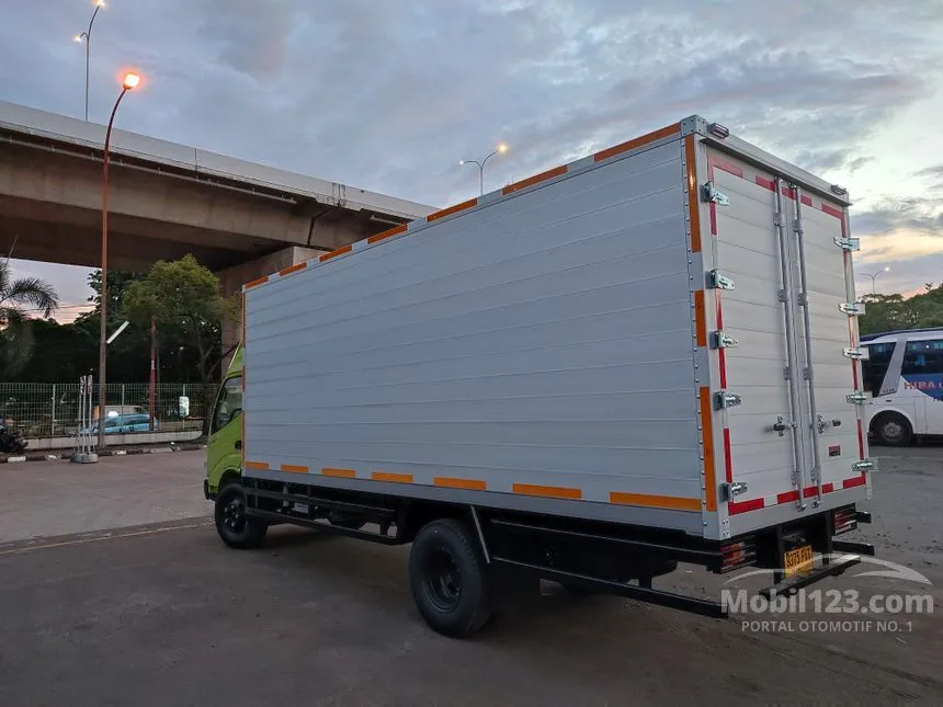 Jual Mobil Hino Dutro 2021 130 MDL 4.0 di Banten Manual Trucks Hijau Rp ...