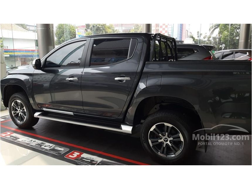 Jual Mobil Mitsubishi Triton 2019 EXCEED 2.4 di DKI Jakarta Manual Pick ...