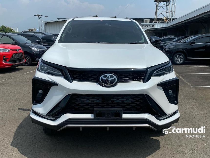 Jual Mobil Toyota Fortuner 2024 VRZ TSS GR Parts Aero Package 2.8 di ...