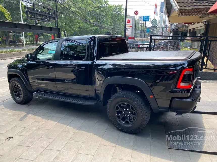 Jual Mobil Dodge Challenger 2022 SRT Hellcat Widebody 6.2 di DKI ...