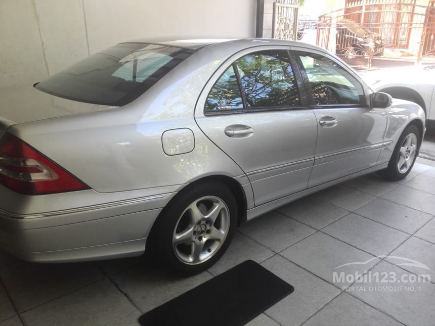 Jual Mobil Mercedes-Benz C320 2001 Avantgarde 3.2 di DKI Jakarta ...