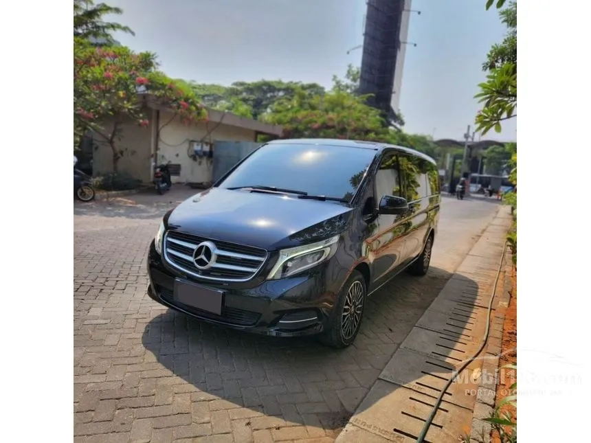 Jual Mobil Mercedes-Benz V260 2019 Avantgarde 2.0 di DKI Jakarta ...
