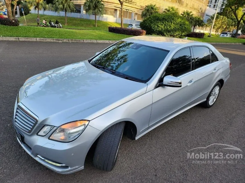 Jual Mobil Mercedes-Benz E300 2012 Elegance 3.0 di Jawa Barat Automatic Sedan Silver Rp 269.900. ...