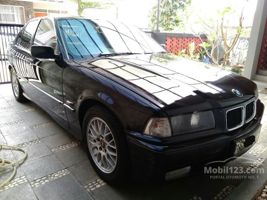 Jual Mobil BMW 320i 1995 E36 2.0 Automatic 2.0 di Jawa Barat Automatic Sedan Hitam Rp 63.000.000 ...