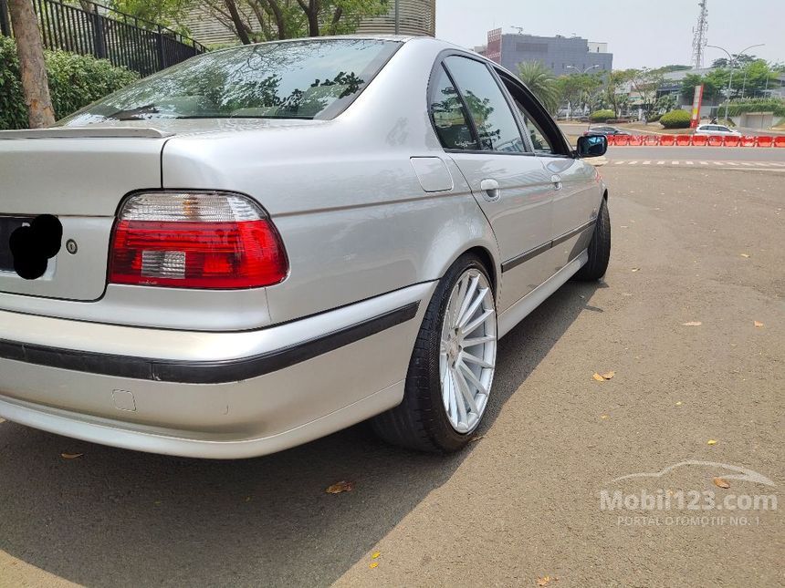 Jual Mobil BMW 528i 2000 Touring 2.8 di Jawa Barat Automatic Wagon ...