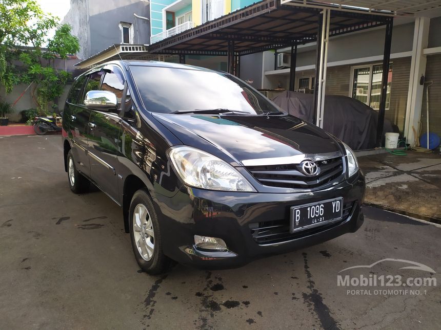 Jual Mobil Toyota Kijang Innova 2011 E 2.0 di DKI Jakarta Automatic MPV ...